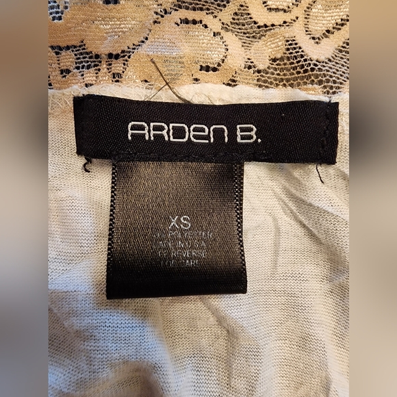 Arden B | Tops | Elegant Lace Trim Cami Top Arden B Size Xs | Poshmark